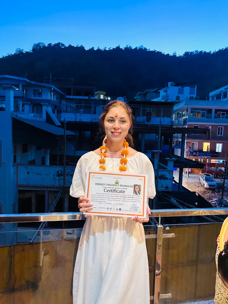 Drishti Yogshala | Rishikesh Nomads